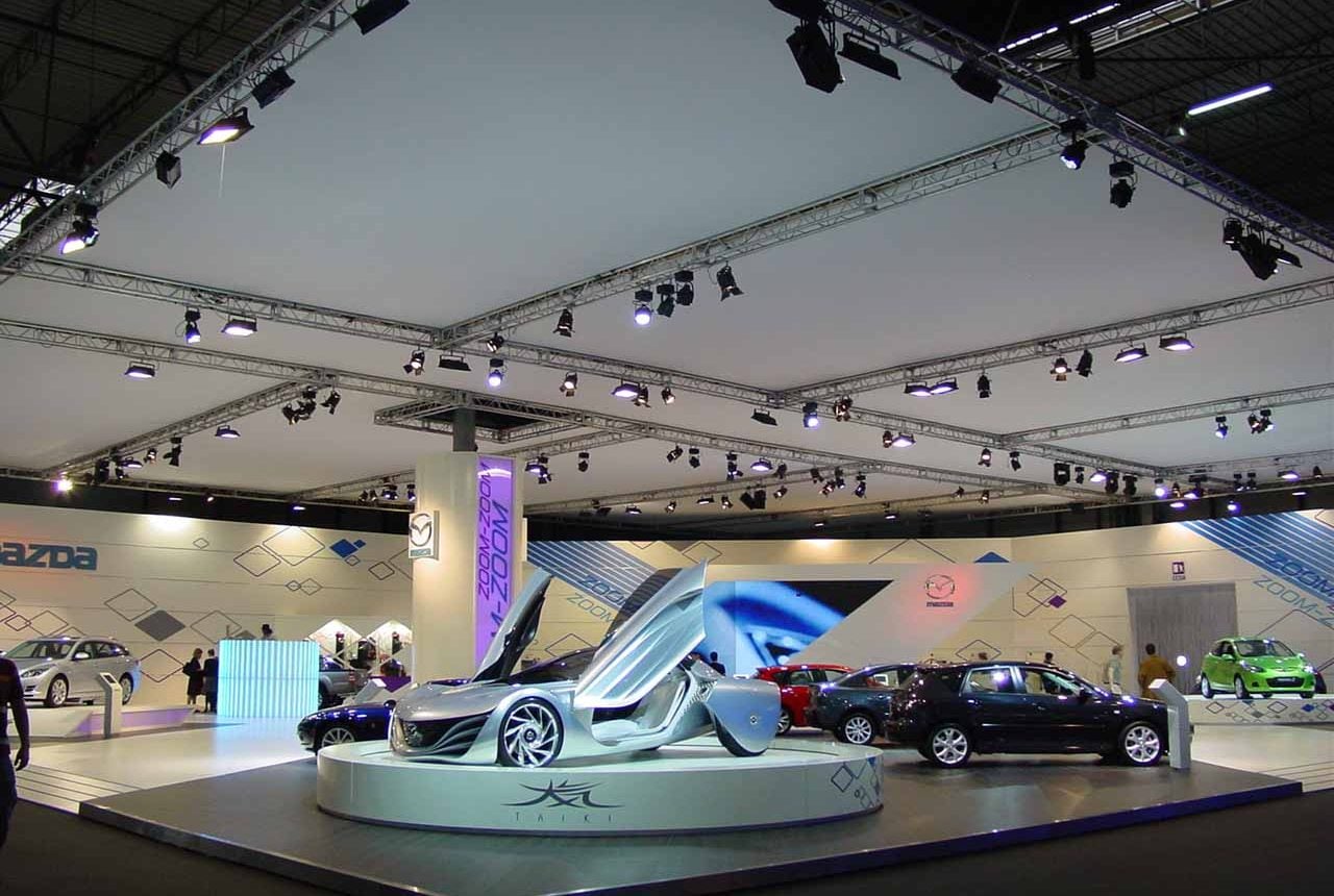 MAZDA Stand | Trazos y Tendencias